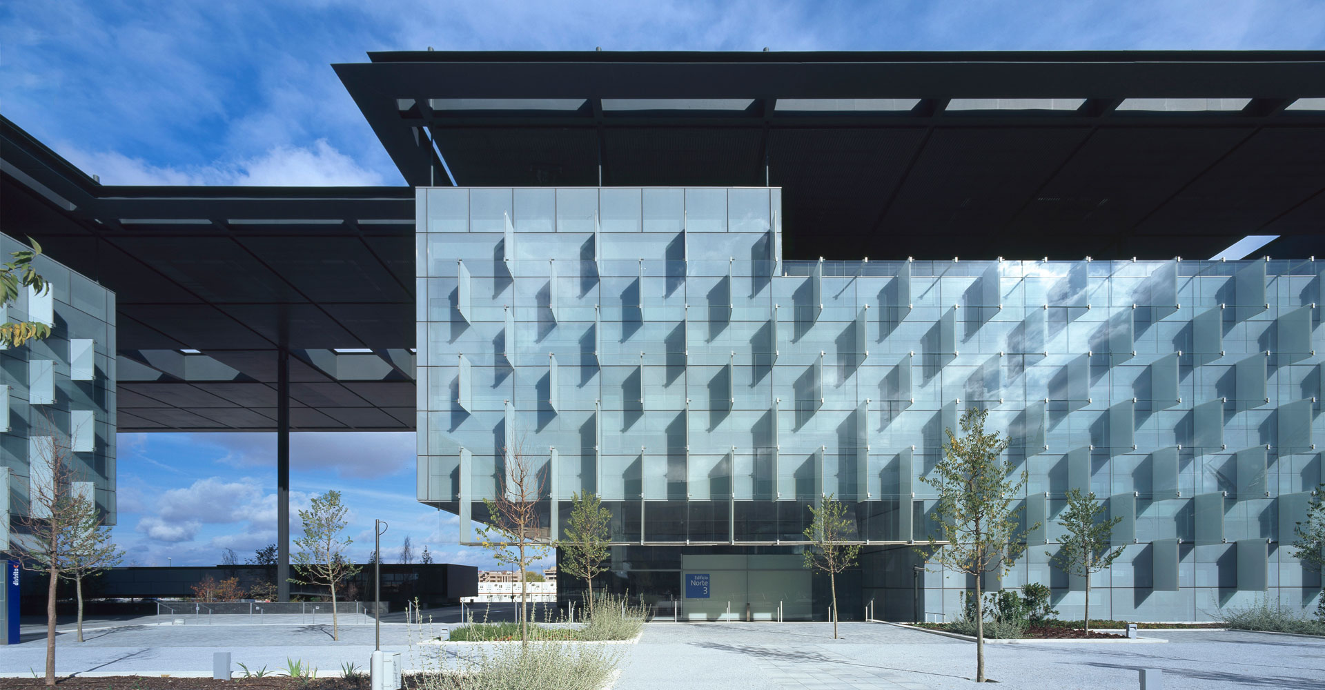 DC TELEFONICA'S HEADQUARTERS DISTRICT C